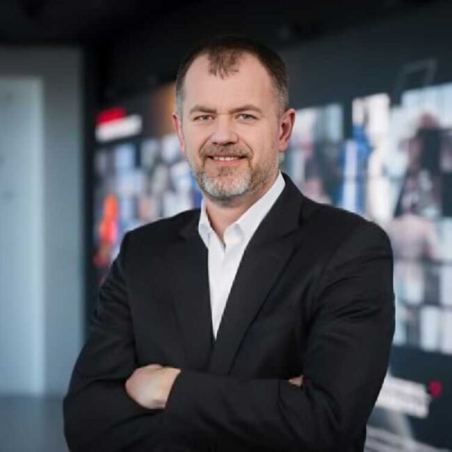 Honeywell Appoints Mike Stepniak As CFO Amid Executive Transitions ...